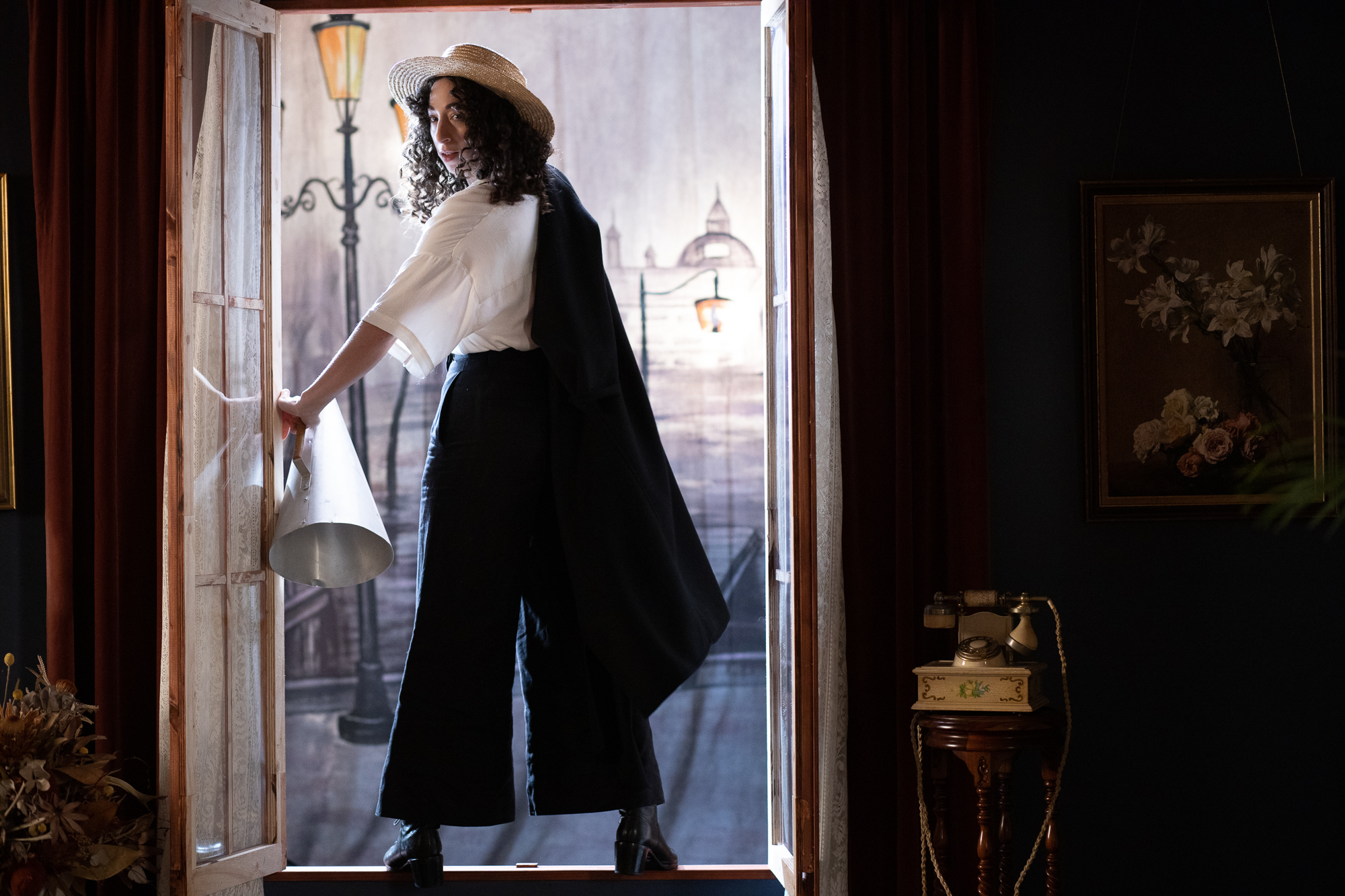 Breaking Plates: a new film from Karen Pearlman smashes past and ...